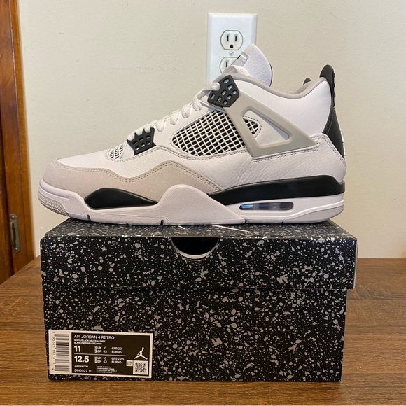 Jordan | Shoes | Mens Air Jordan 4 Retro Military Black 1m Dh6927111 ...